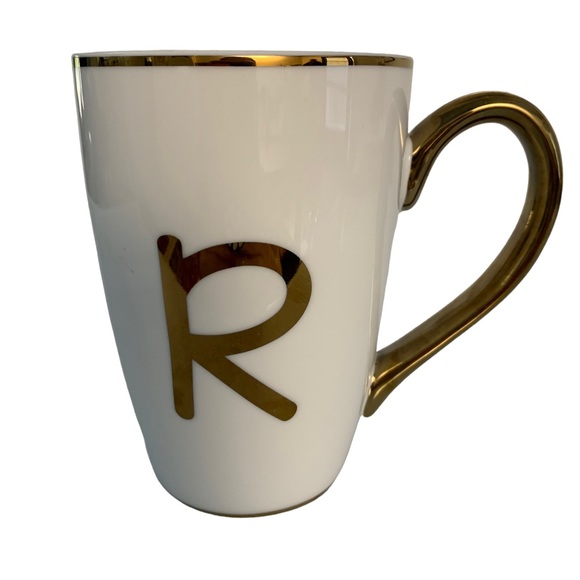Walgreen Co | Dining | New 6oz White Coffee Mug With Gold Letter R ...